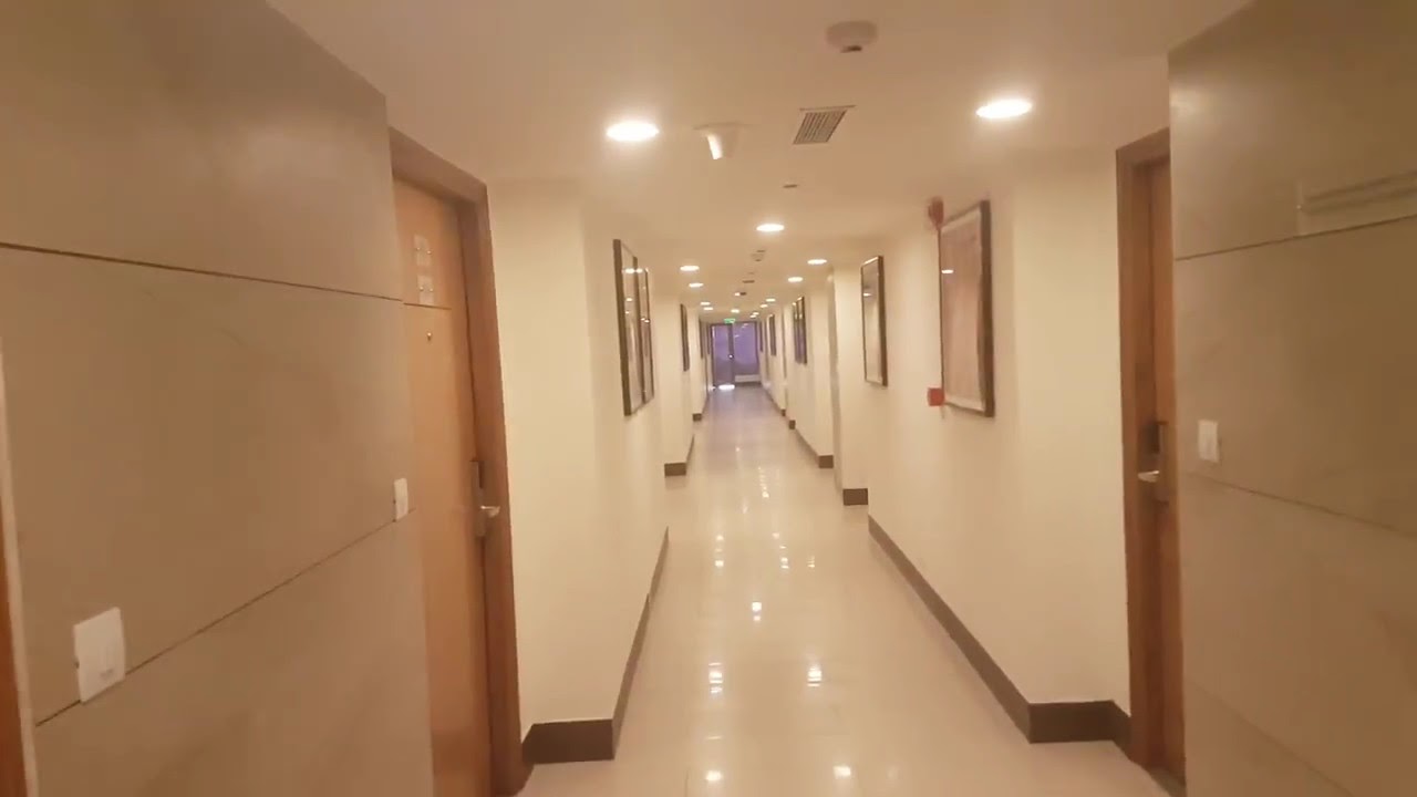 Hotel Lemon tree, Dehradun - YouTube