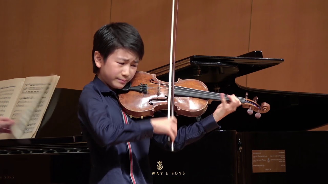Keshet Eilon Live: Christian Li (Violin) - YouTube