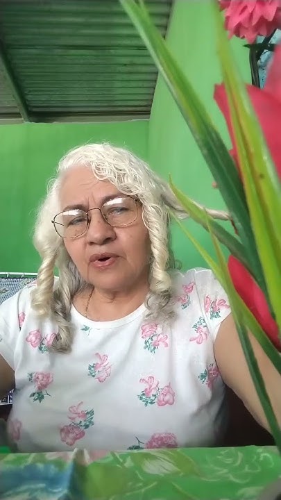 compartiendo la alabanza una fuente en el desierto y toca el corazón de de mi amigo Gabriel ...