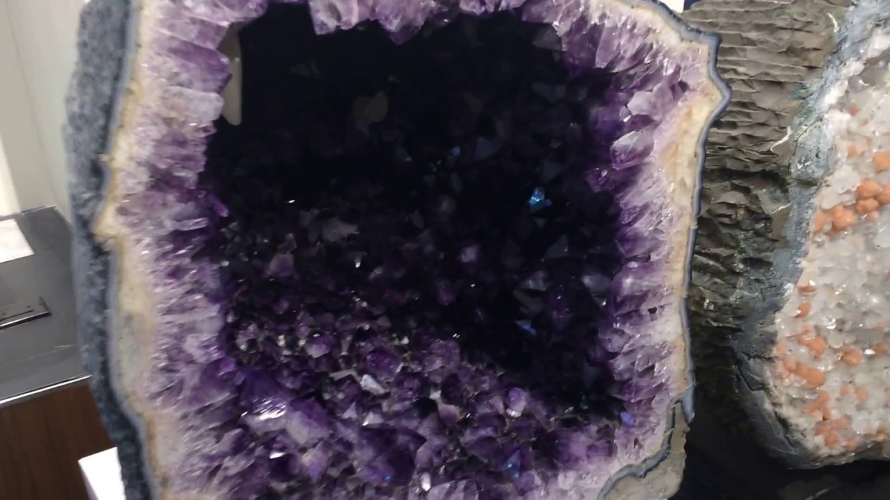 amethyst geode from Brazil - YouTube