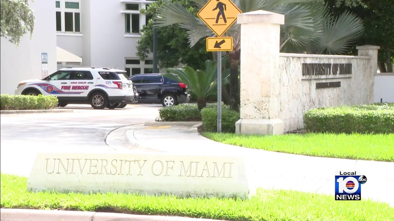 Fire breaks out inside University of Miami science classroom - YouTube