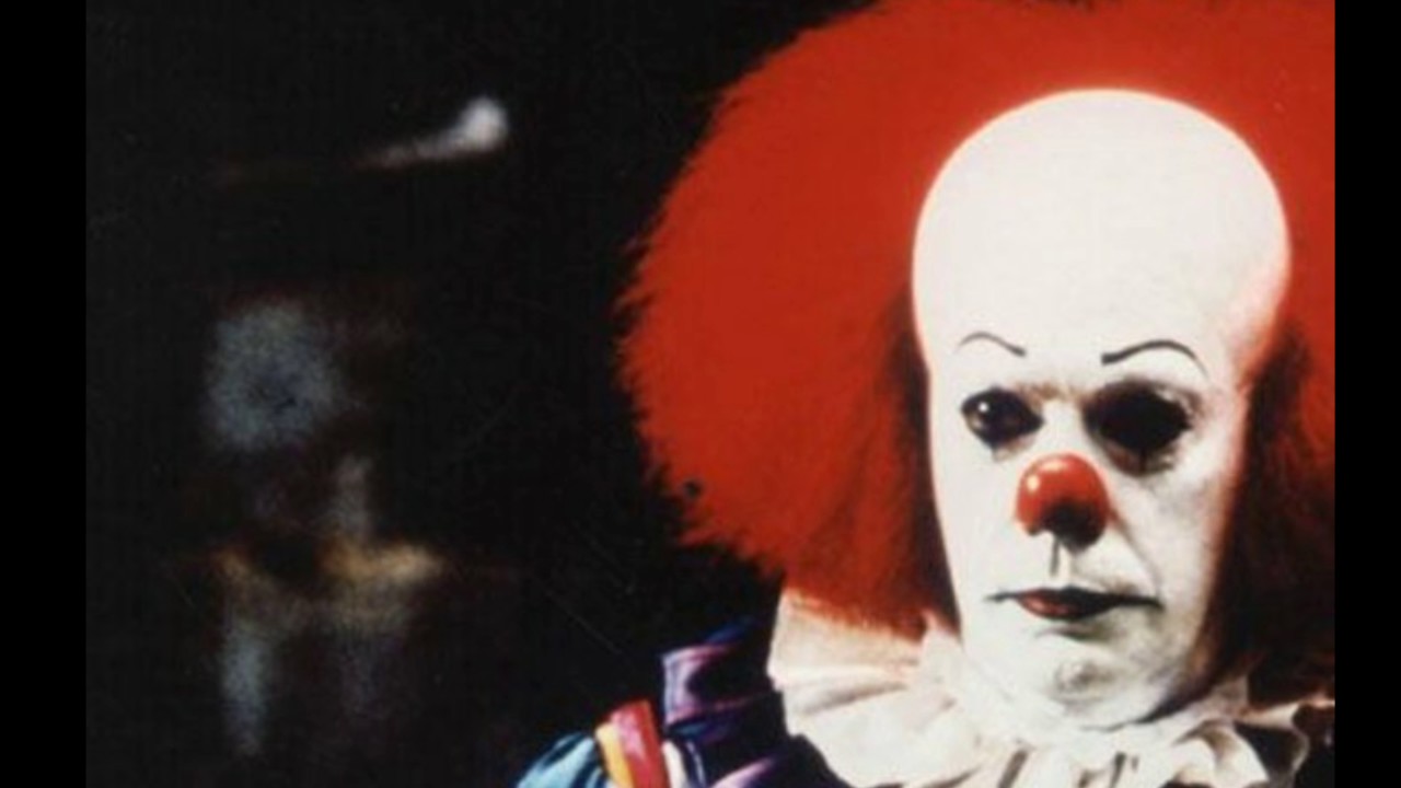 Why do skeleton not watch scary movies? - YouTube