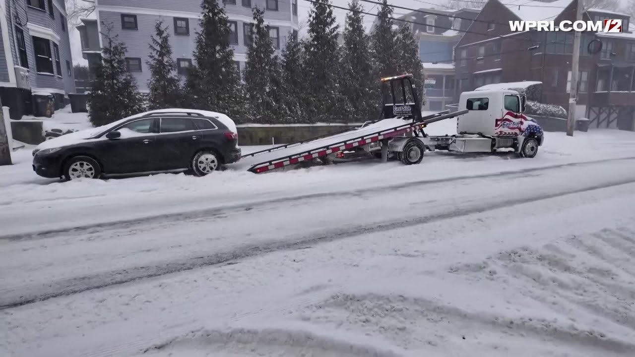 12 News Now: Snowstorm Update from Providence, Sunday 4:00 pm - YouTube