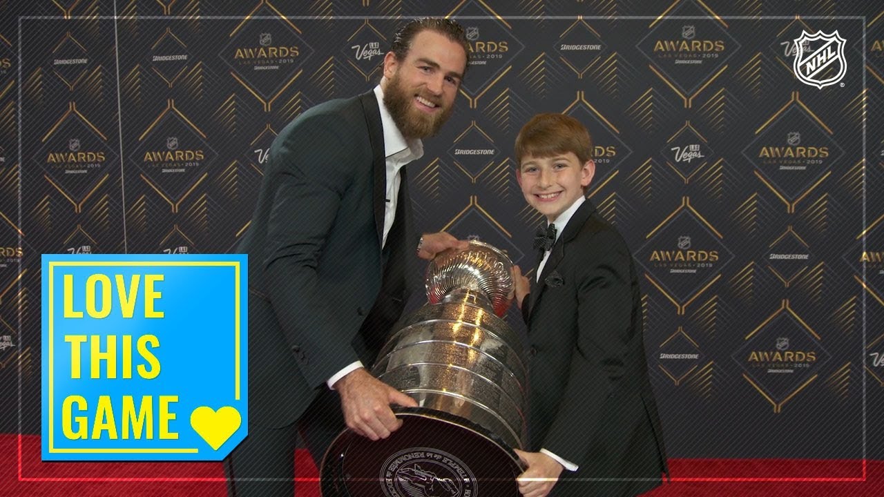 Kid Correspondent Matt G hits the red carpet at the 2019 NHL Awards ...