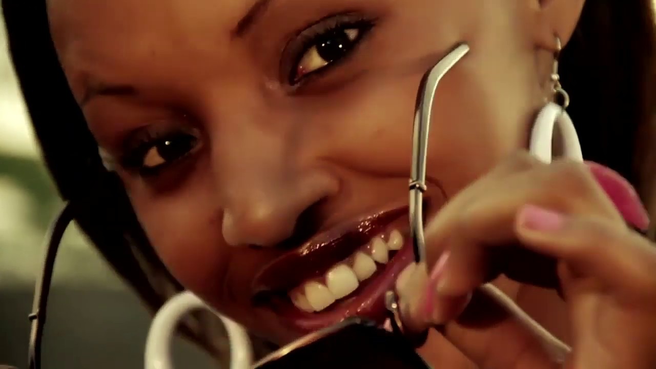 CMB Prezzo - Mimi Na We ft Ally B (Official Video) - YouTube