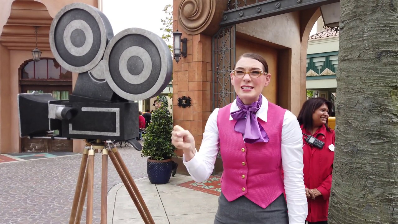 And action Walt Disney Studios Park 2019. 😀 - YouTube