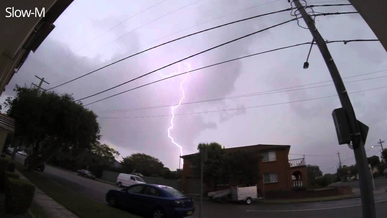 Lightning Strike slow motion - YouTube