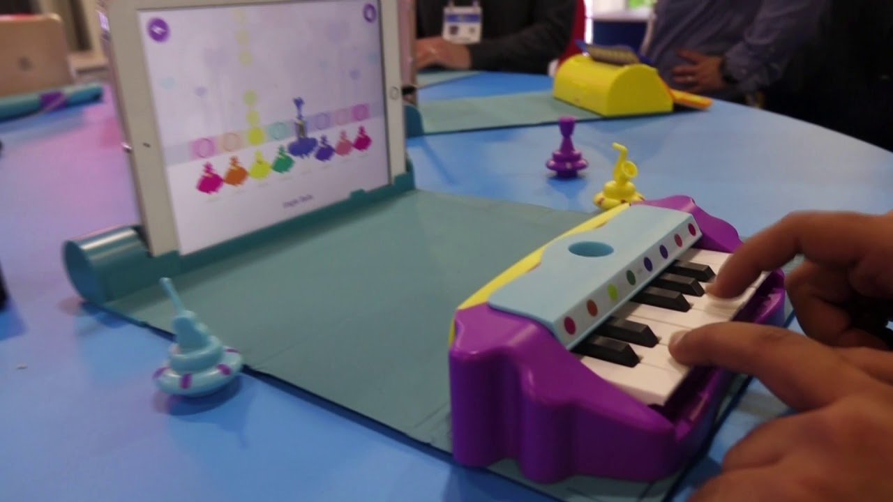 Play Shifu Plugo Learning Piano at CES 2020 - YouTube