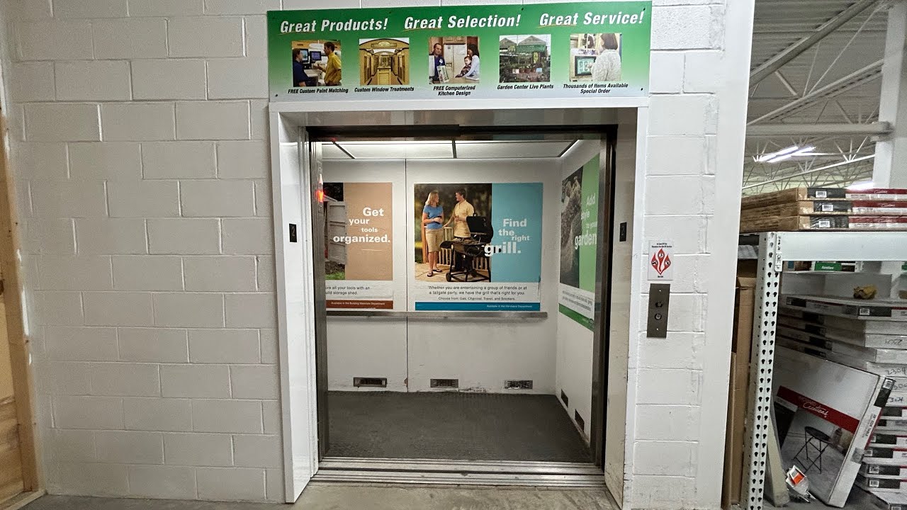 Abell Hydraulic Elevator at Menards - Cuyahoga Falls, OH - YouTube