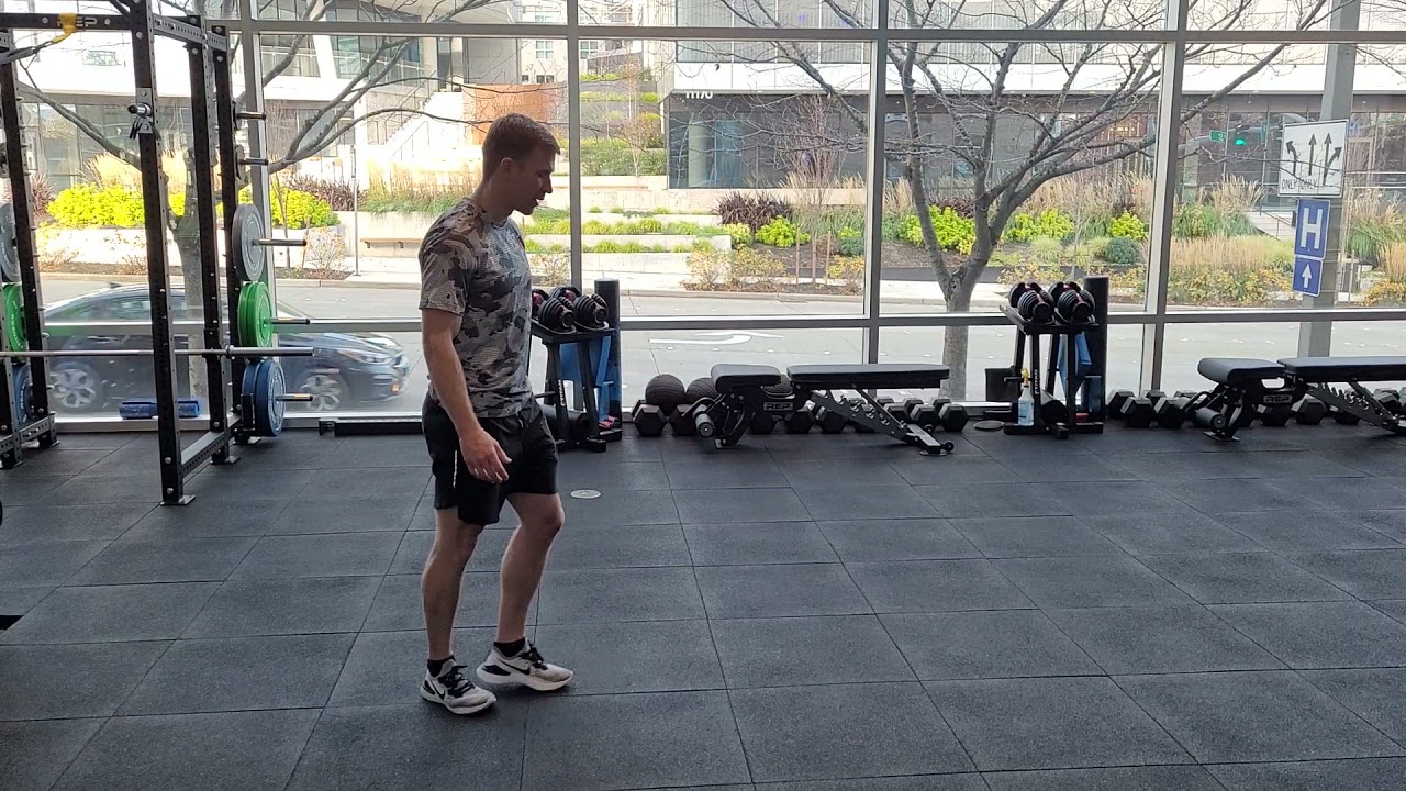 Split Squat Jumps - YouTube