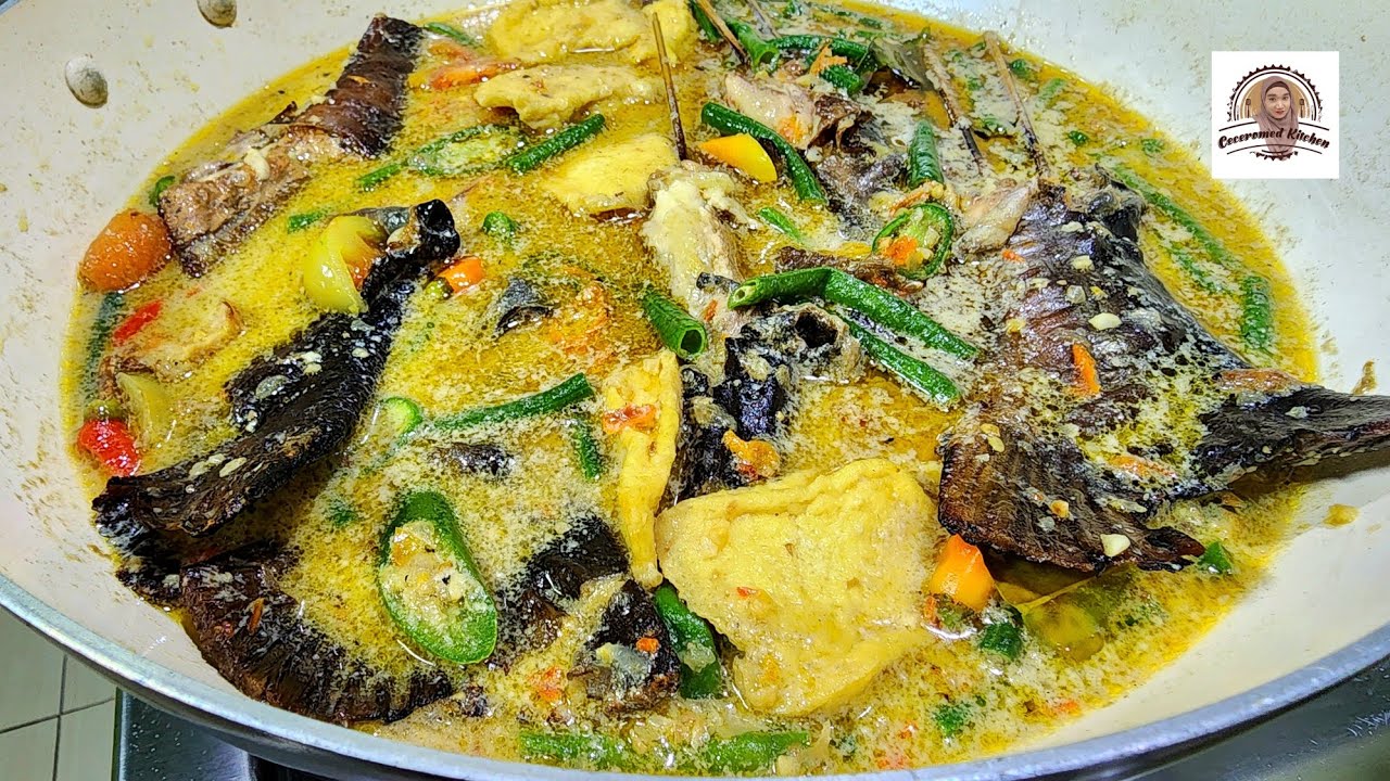 MANGUT IKAN PATIN ASAP CAMPUR TAHU DAN KACANG PANJANG. PEDAS NAMPOL ...