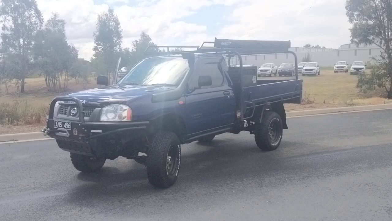 #24924 2005 Nissan D22 Navara - YouTube