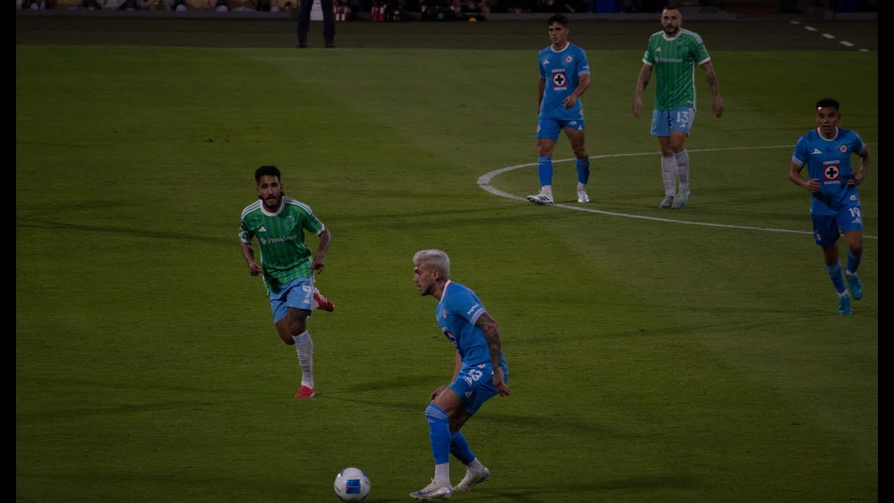 Cruz Azul avanza a los cuartos de final en ConcaChampions 🔵🚂 #cruzazul ...