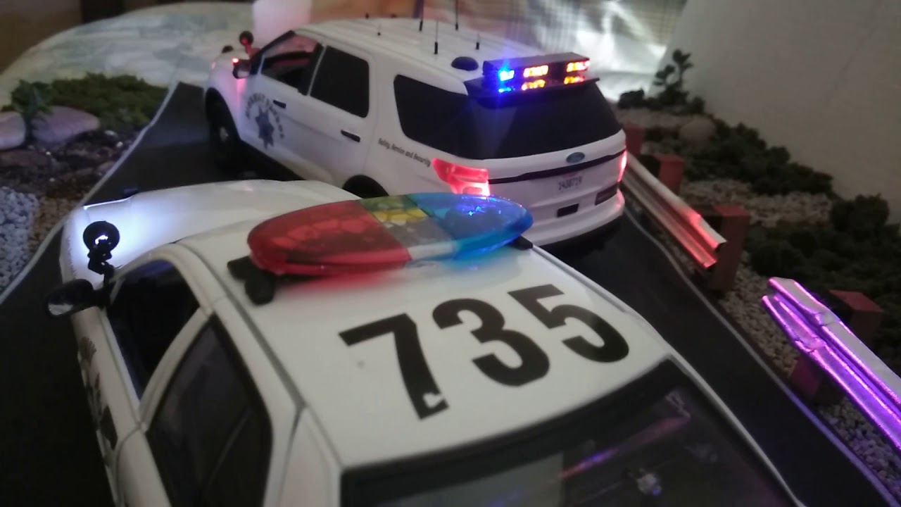 1:18 CHP units with pattern lights + 10-codes - YouTube