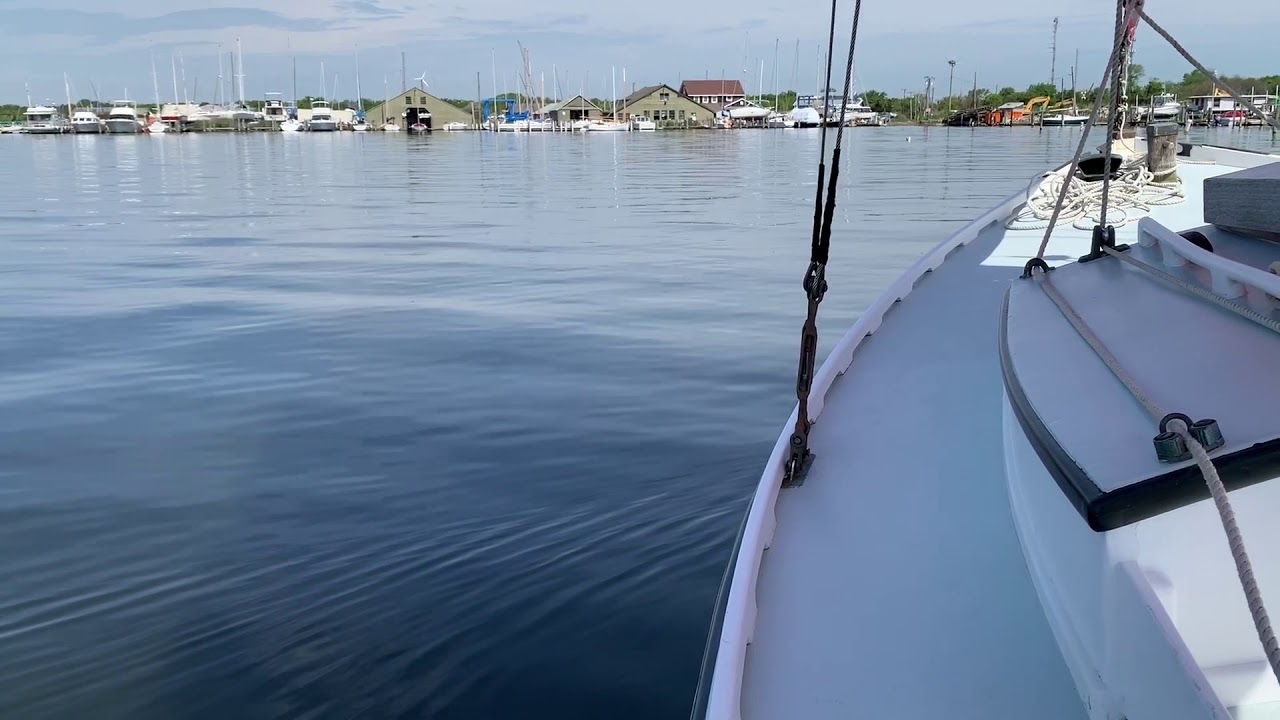 Once again perfecting the art of slow sailing - YouTube
