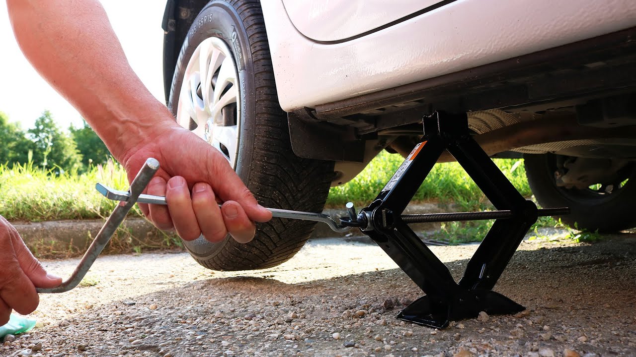 Mazda2 - How to Lift a Car - YouTube