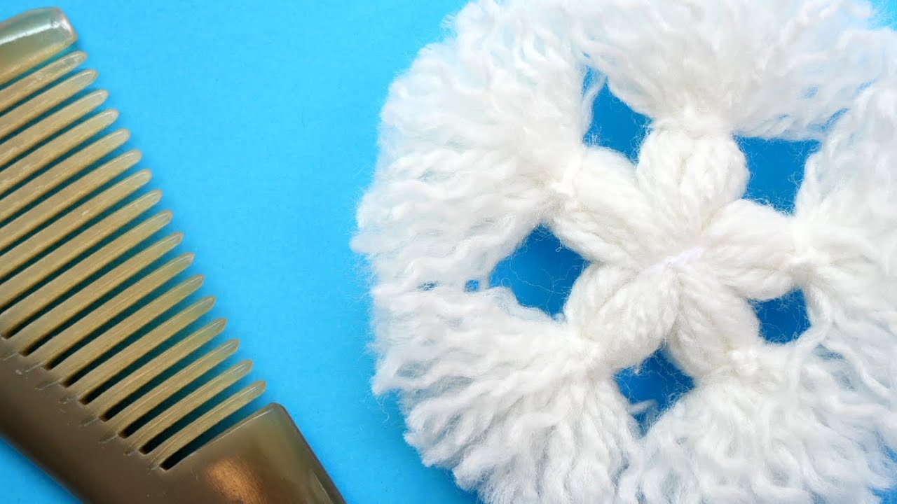 Easy Woolen Flower Making with Cardboard&Comb, Christmas Craft: Yarn ...