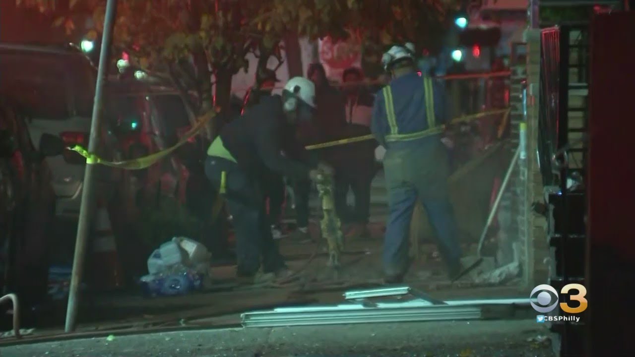 3 Injured, Including Teen, In Gas Explosion In South Philadelphia - YouTube