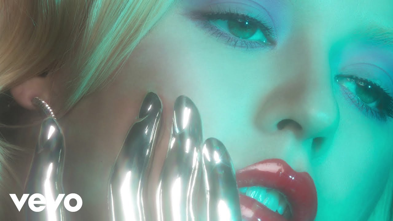 chloe mk - To Be Young (Audio) - YouTube