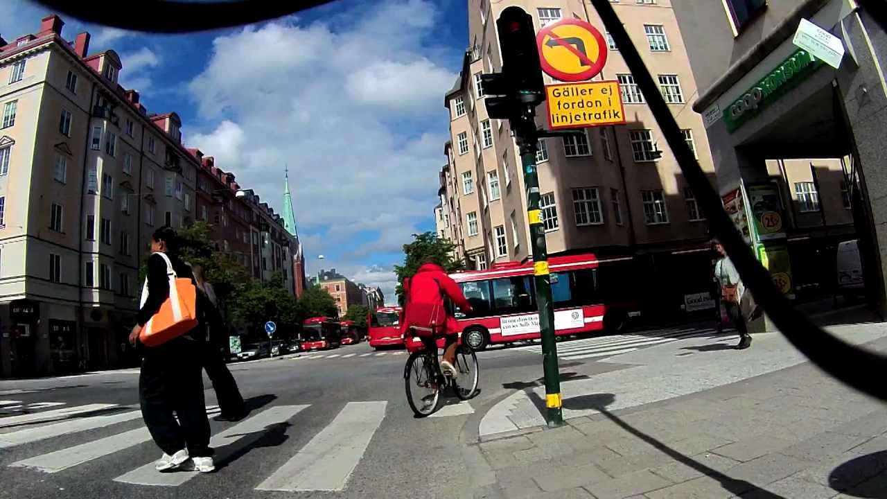 Cyclists running red light compilation - YouTube