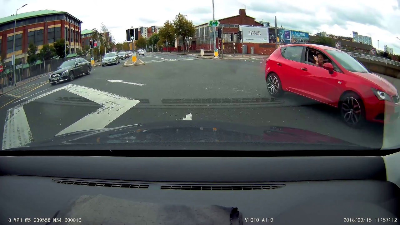 Car runs red light - Junction of Divis / Westlink - YouTube