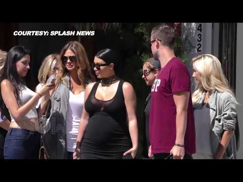 (VIDEO) PREGNANT Kim Kardashian Visits Baby Doctor