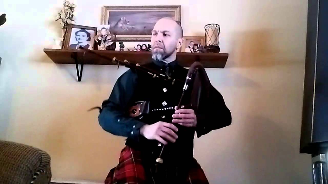 The Kilt is My Delight/Diamonds in the Wind - YouTube