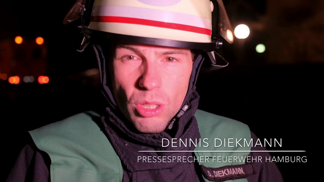 Pressesprecher Dennis Diekmann zum Feuer in Farmsen - YouTube