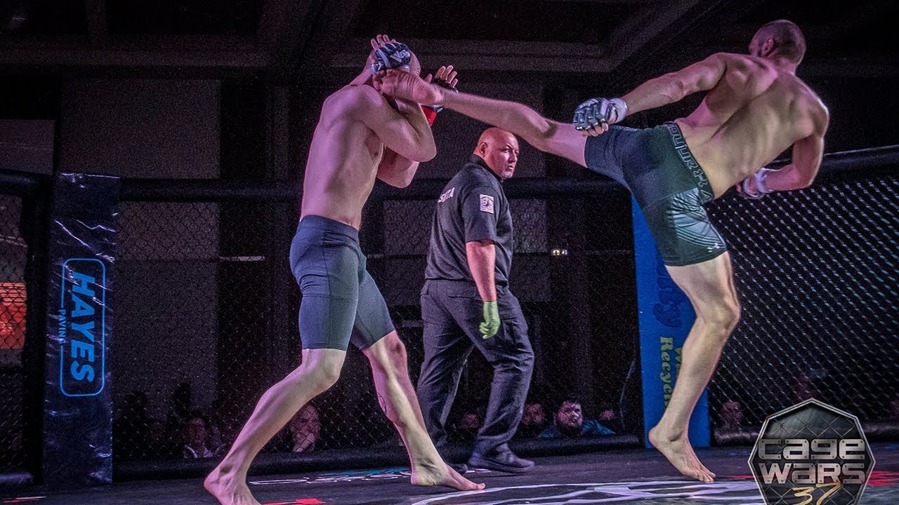 Cage Wars 37: Jake Davis vs Shawn Clow - YouTube