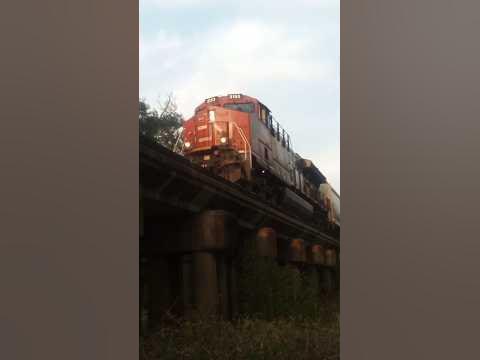 CN #3153 leads a WB UP manifest out of Livonia, Louisiana!!! - YouTube