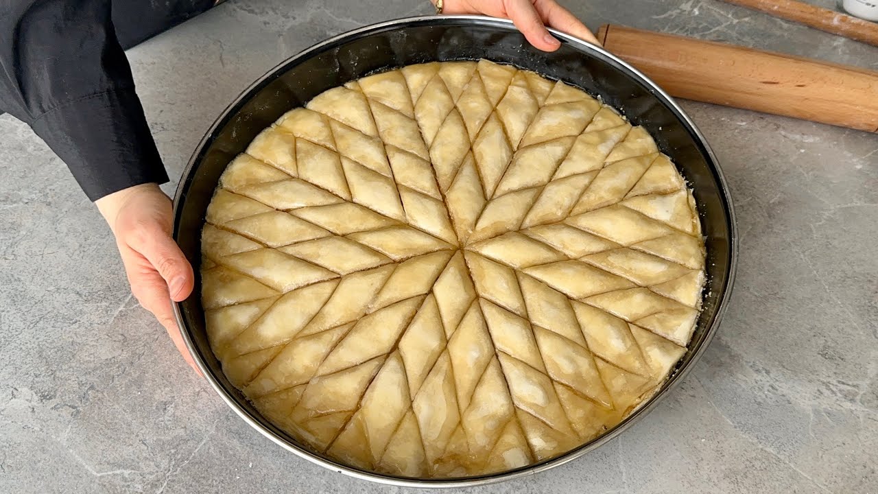 Baklava Dilimi Nasıl Yapılır ? Kolay Yıldız Kesim Baklava 💯| How to cut ...