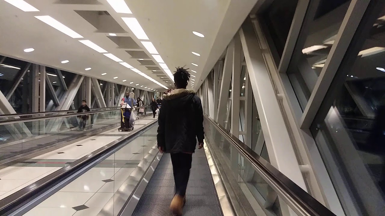 Somerset Mall Skywalk in Troy, MI - YouTube