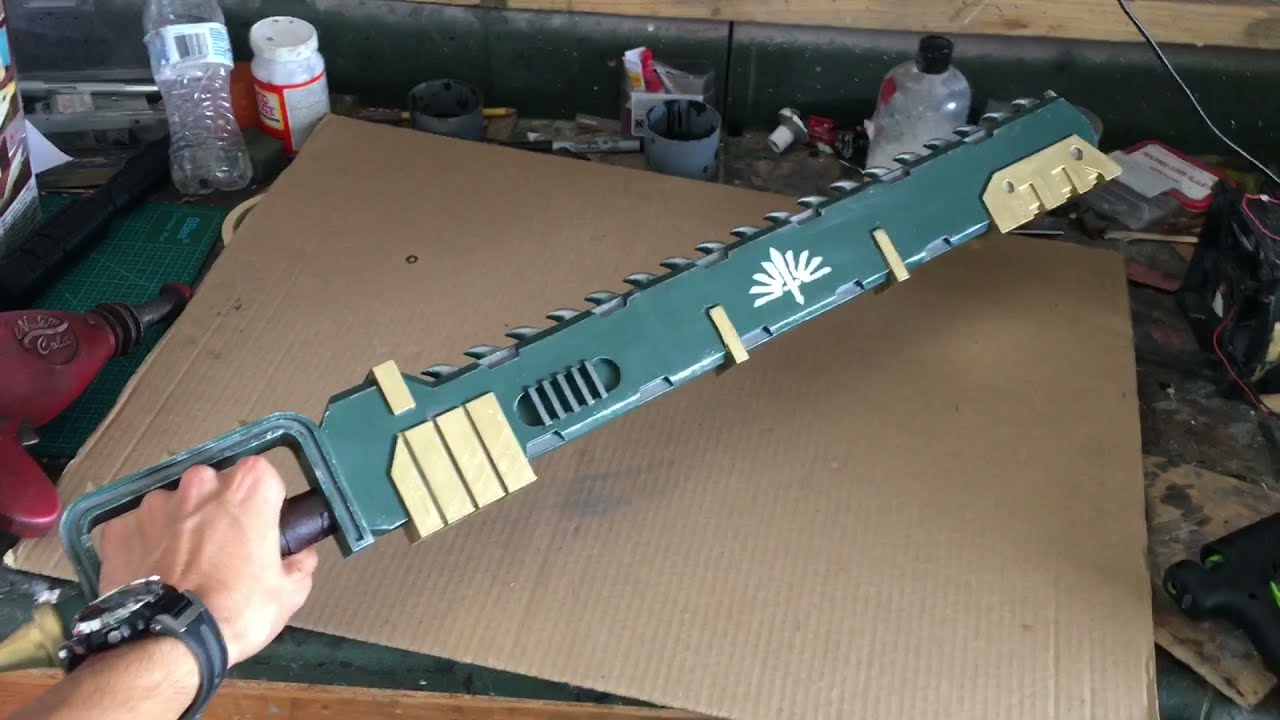Chainsaw Sword Warhammer