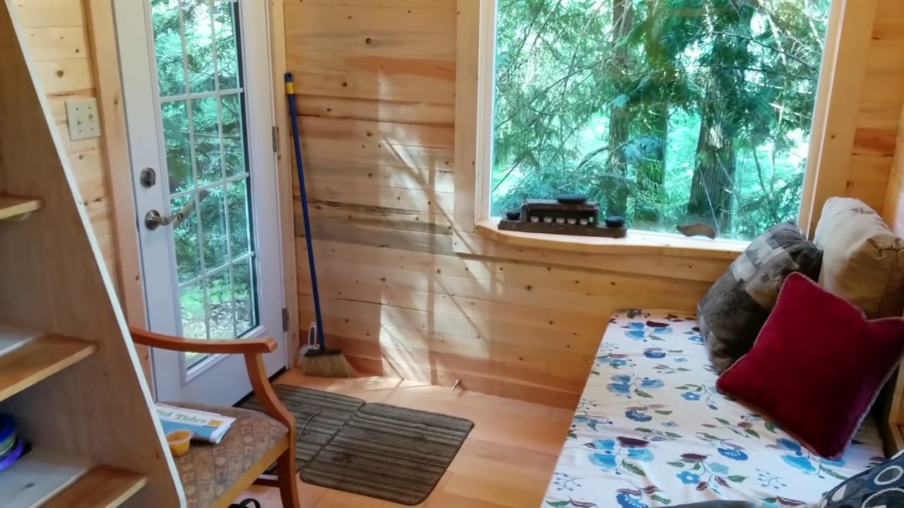 Incredible tiny house treehouse tour! Raven Loft Treehouse. - YouTube