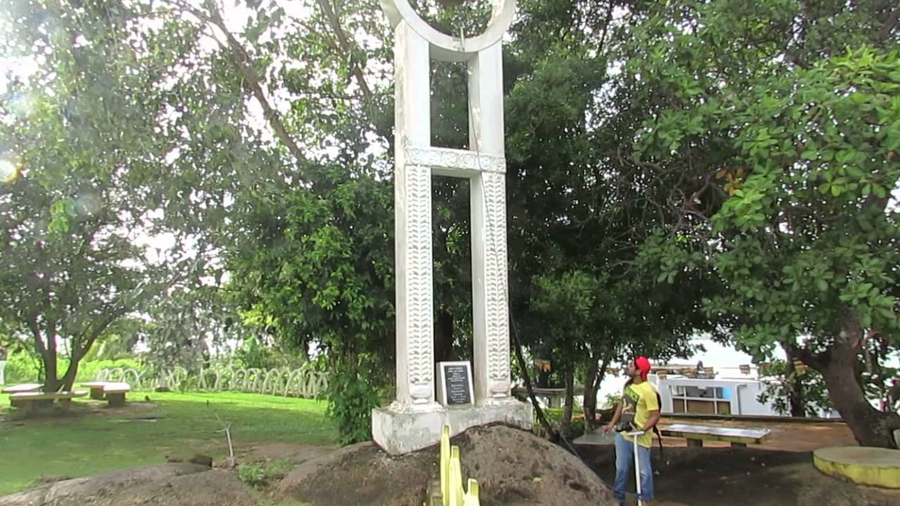 Peace Pagoda - Rumassala mountain - Galle - YouTube