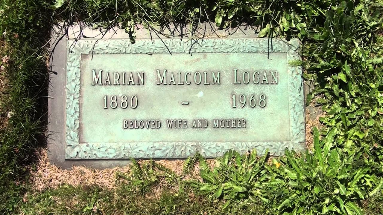 Logan gravestones for James, Marion and Janet Logan - YouTube