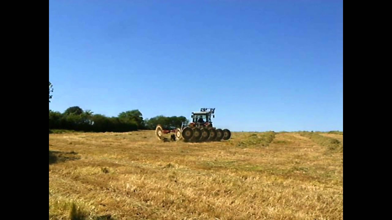 Enorossi Enorossi Batrake 12 working in UK 2015 www.agrimarketia.com ...