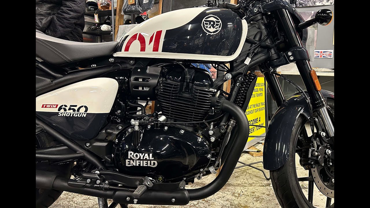 Royal Enfield Shotgun 650 & BSA Goldstar Shadow 650 First Look 29th Feb ...