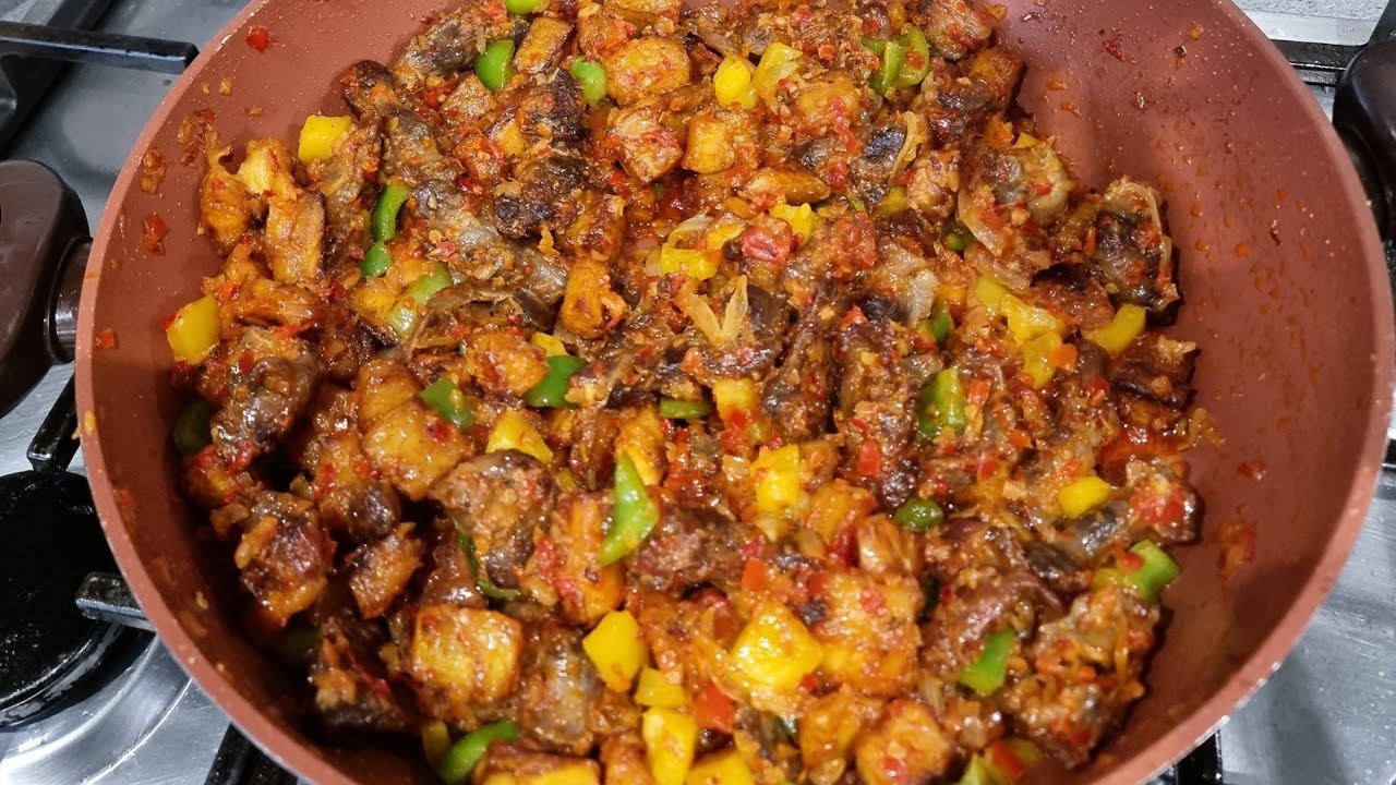 How to make Gizdodo | Plantain Gizzard Recipe - YouTube