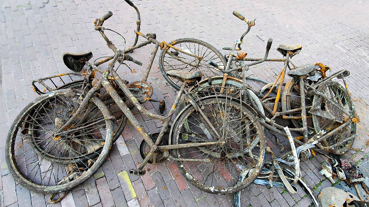 Rusty old Bicycles from the AMSTERDAM CANALS ! - YouTube