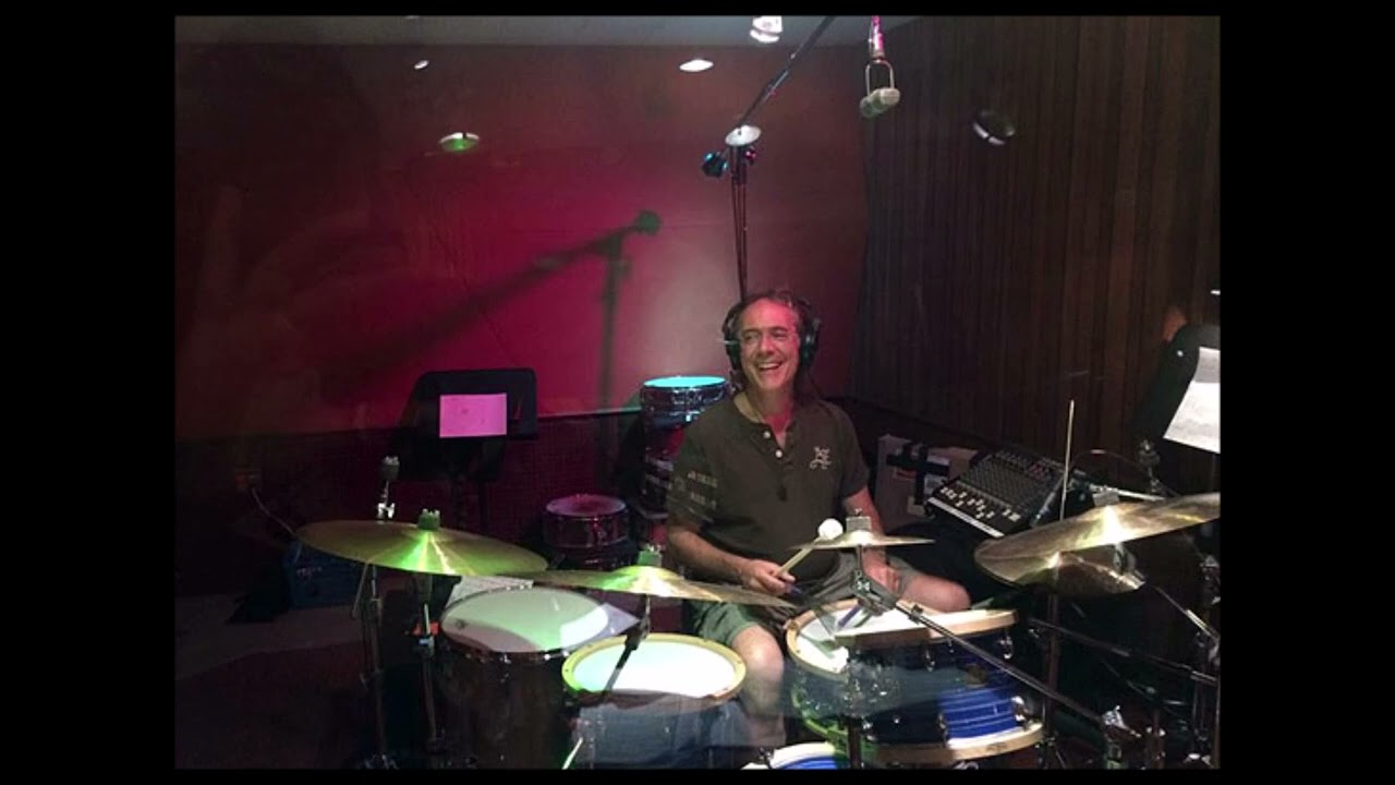 Vinnie Colaiuta Drum Solo 2003 - YouTube Music