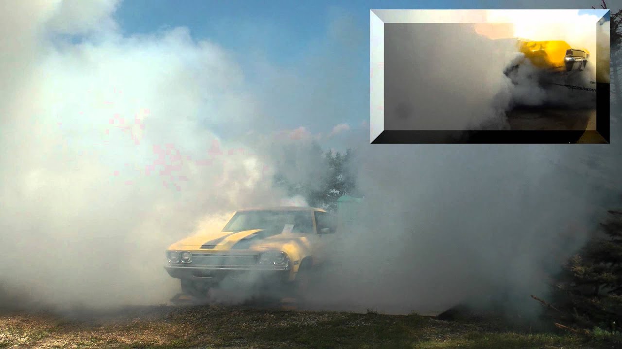 '69 Chevelle Burnout - YouTube