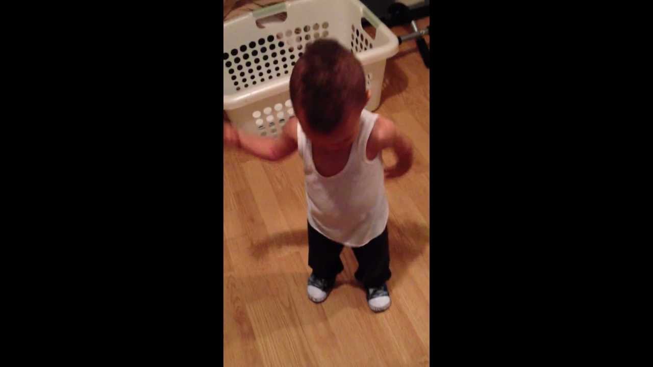 CUTE! FUNNY! Baby Reggie Dancing Bachata - YouTube