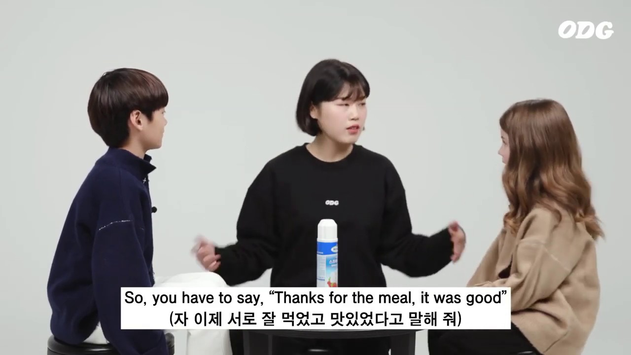 Carson and Hyun-ho say goodbye. Scene, subtitled in English/Spanish ...