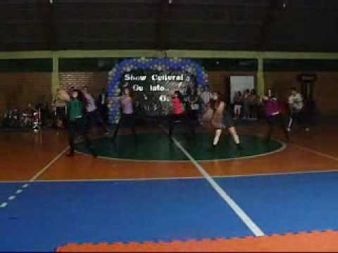 ela dança eu danço - Noite Cultural