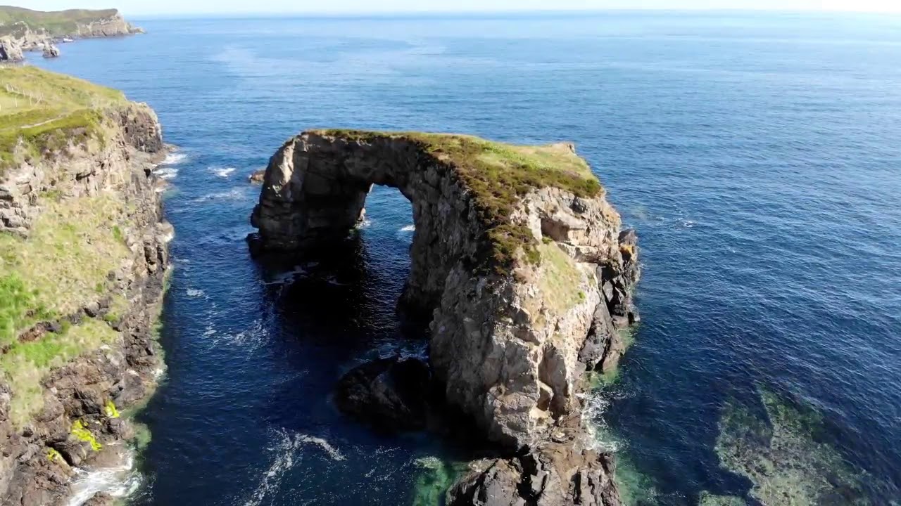 Ireland Beautiful scenic cliff sea arch - GREAT POLLET SEA ARCH ...