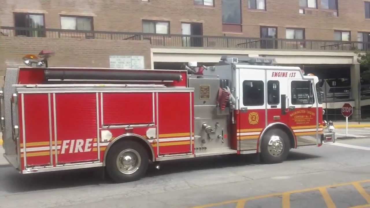 Peekskill NY. Volunteer Fire Department Engine 133 - YouTube