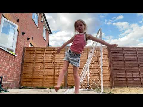 Showing you half of my gymnastic routine 💗🩷🦋￼