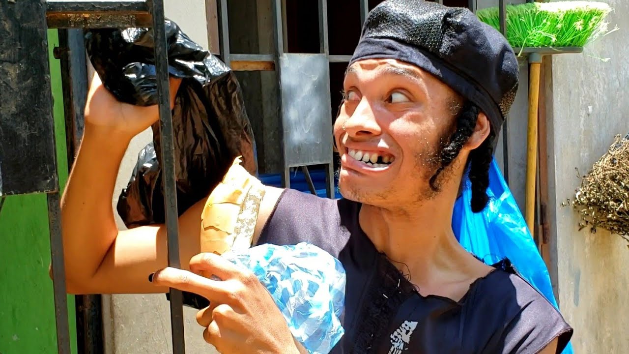 EL PAN // ROCOLOCO OFICIAL - YouTube