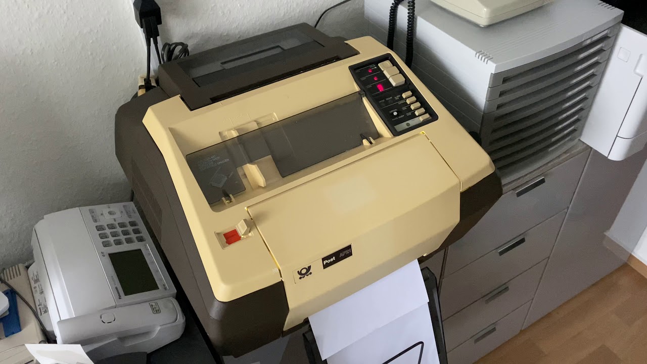 Sending an analogue fax (G2) in 2021 - YouTube